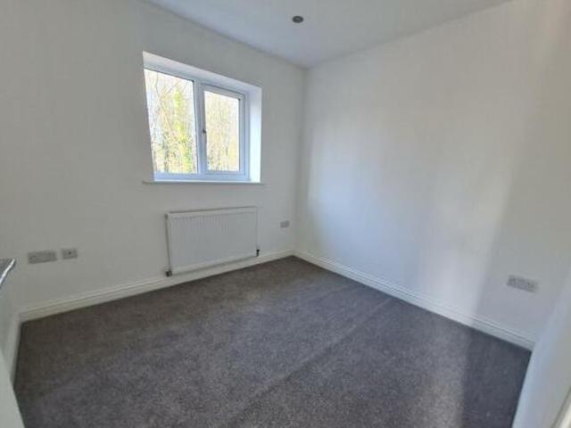 3 Bedroom House For Rent In Thompson Terrace, Askern