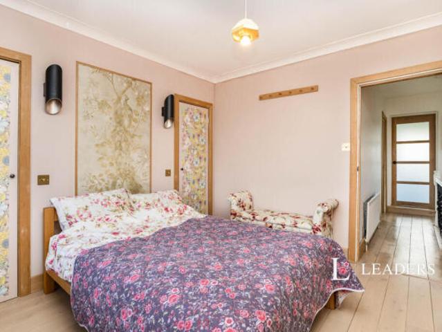 3 bedroom house for rent in Thorn Road, Marden, TN12