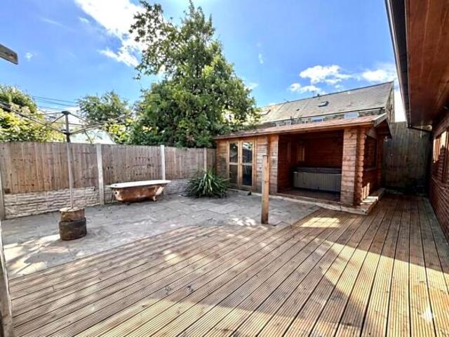 3 bedroom house for rent in Twitchill Drive, Woodhouse, Sheffield, S13