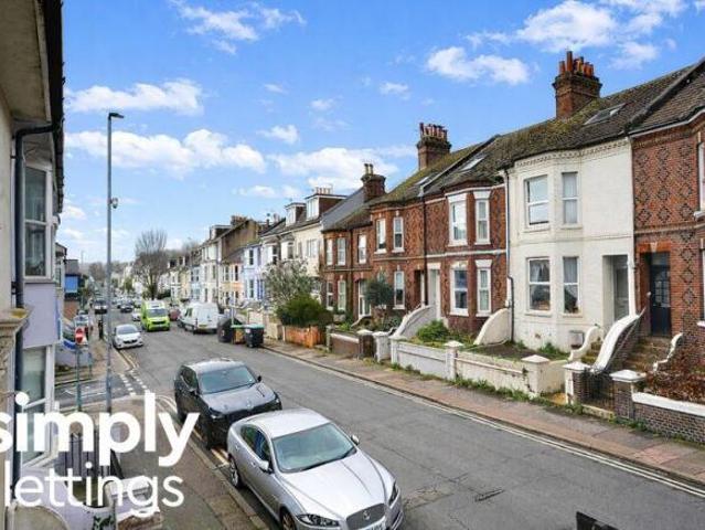 3 bedroom house for rent in Upper Lewes Road, Brighton, BN2
