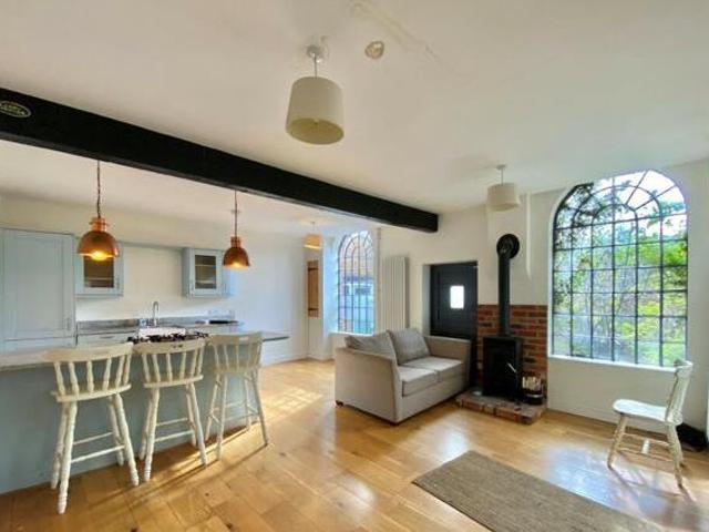 3 Bedroom House For Rent In Uppingham