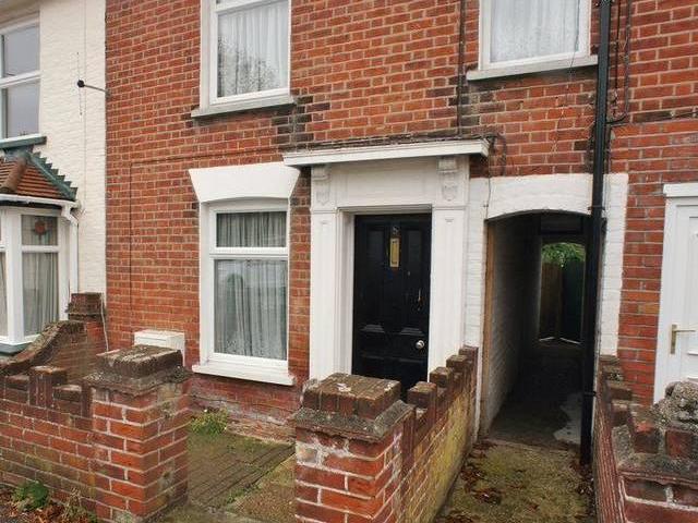 3 bedroom house for rent in York Road Brightlingsea CO7