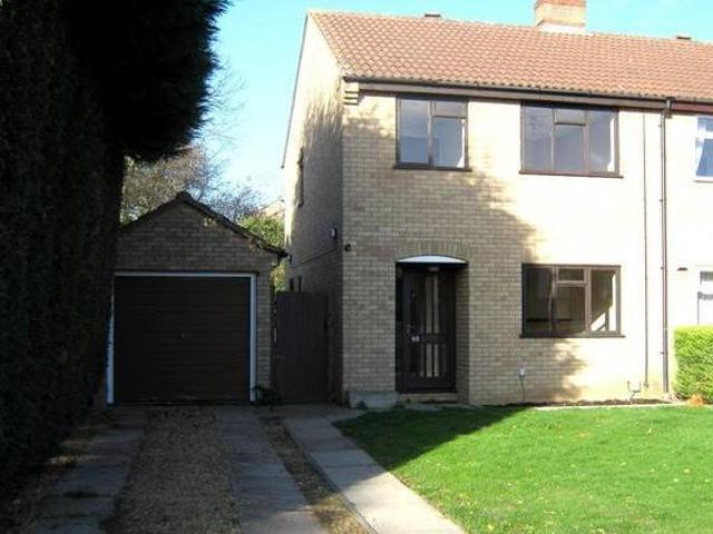 3 bedroom house for rent in Yaxley PE7