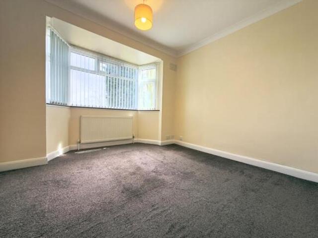 3 bedroom house for rent in Yew Tree Lane, Yardley B25, B26