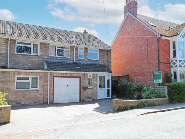 3 bedroom house for sale