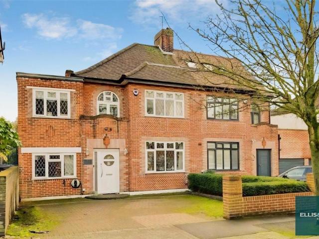 4 bedroom house for sale