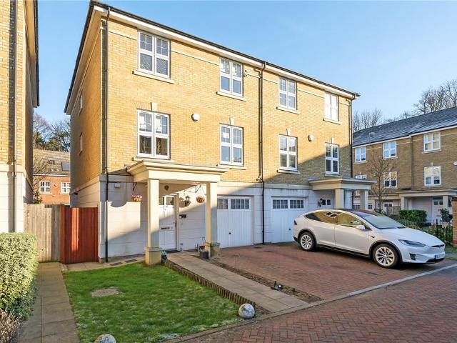 4 bedroom semi detached house for sale
