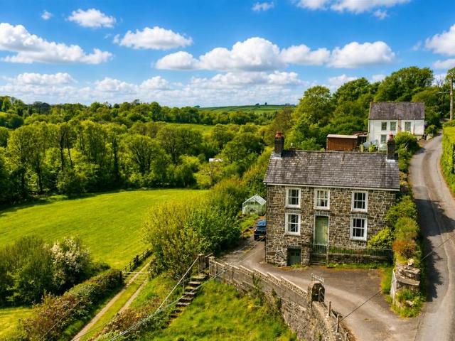 3 bedroom house for sale