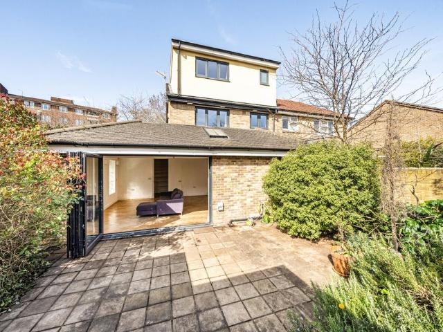 3 bedroom house for sale