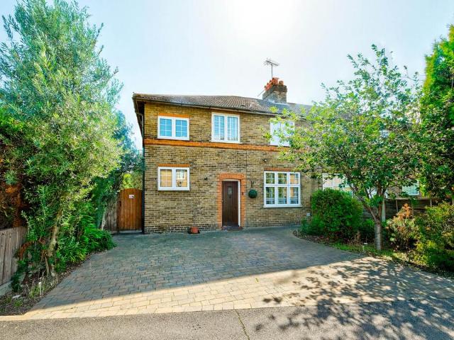 3 bedroom house for sale