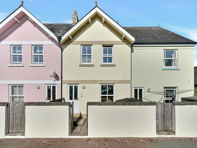 3 bedroom house for sale