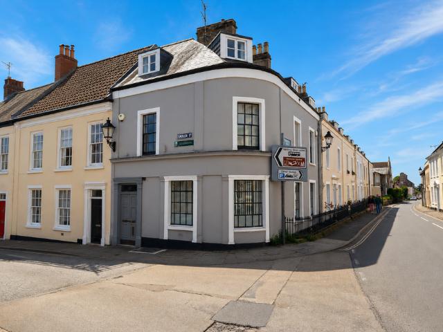 3 bedroom house for sale
