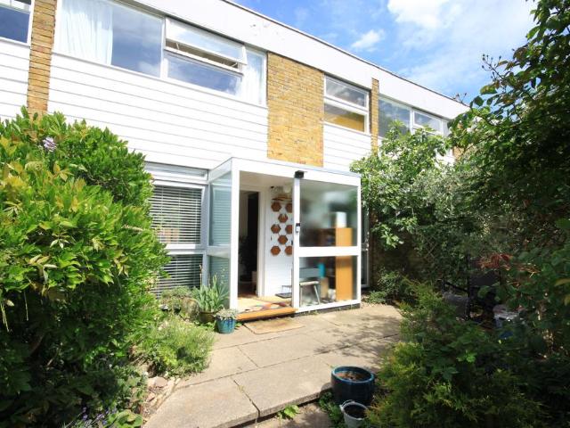 3 bedroom house for sale