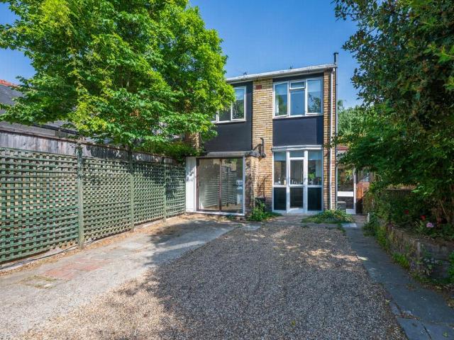 3 bedroom house for sale