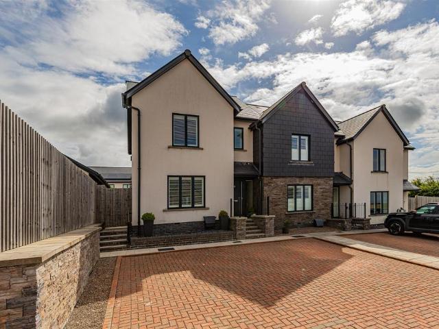 3 bedroom house for sale