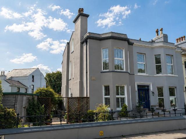 3 bedroom house for sale
