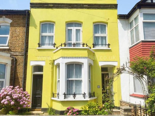 3 bedroom house for sale