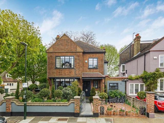 3 bedroom house for sale