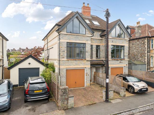 3 bedroom house for sale