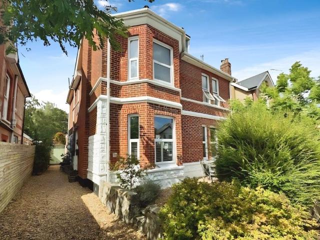 3 bedroom house for sale