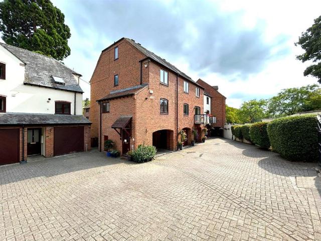 3 bedroom house for sale
