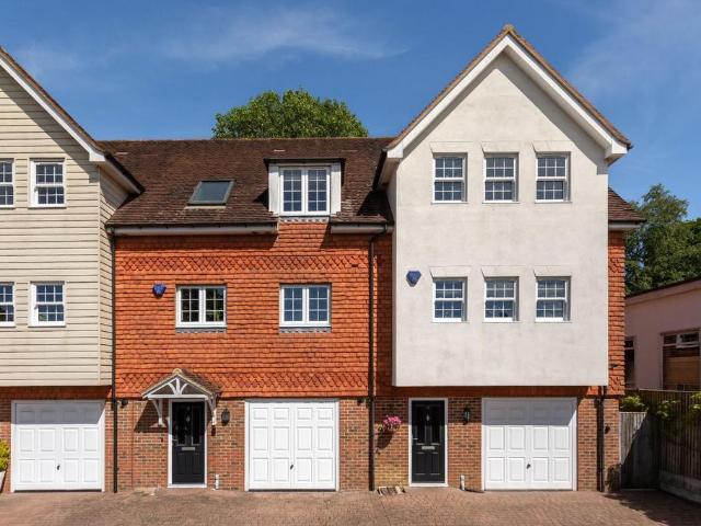 3 bedroom house for sale