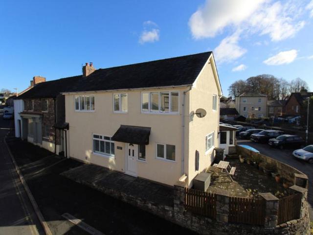3 bedroom house for sale