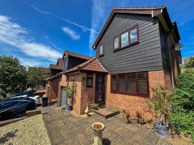 3 bedroom house for sale