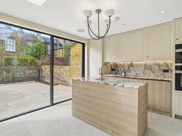 3 bedroom house for sale
