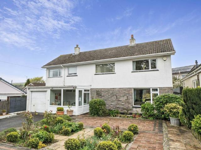 3 bedroom house for sale