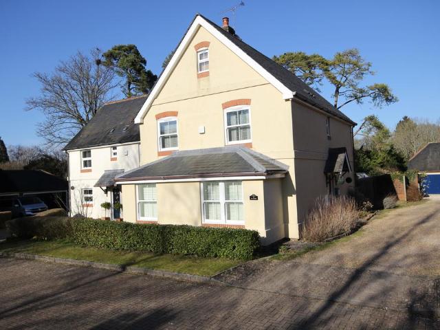 3 bedroom house for sale