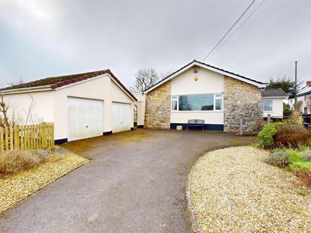 3 bedroom detached bungalow for sale