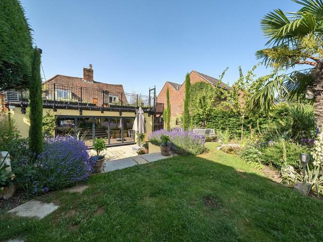 3 bedroom house for sale