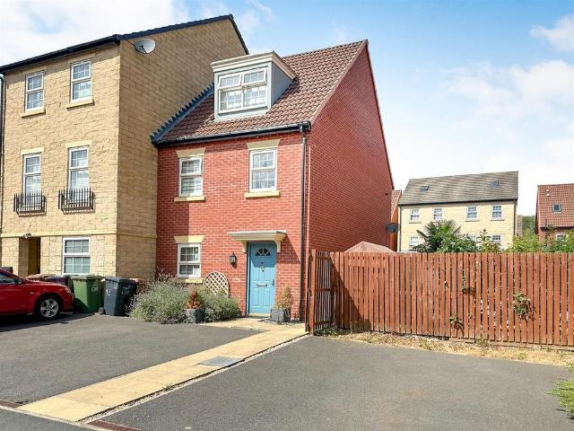 3 bedroom townhouse for sale