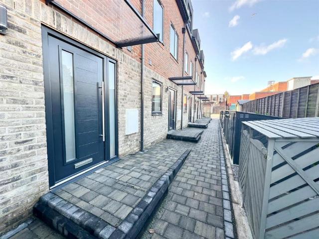 3 bedroom house for sale