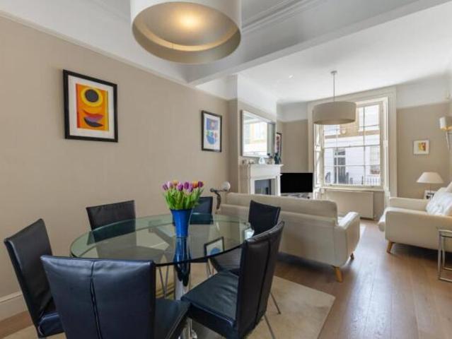 3 bedroom house for sale in Coulson Street, Chelsea, London, SW3