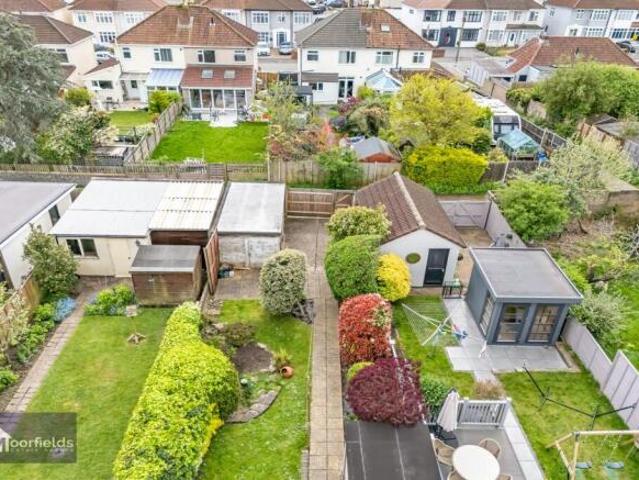 3 bedroom house for sale in Central Avenue, BS15