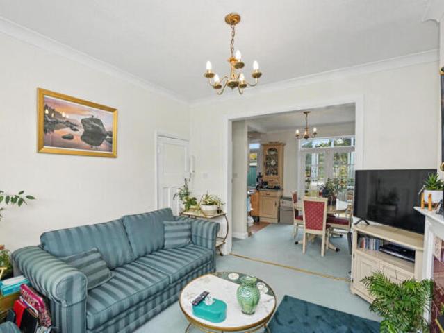 3 bedroom house for sale in Chailey Avenue, Enfield, EN1
