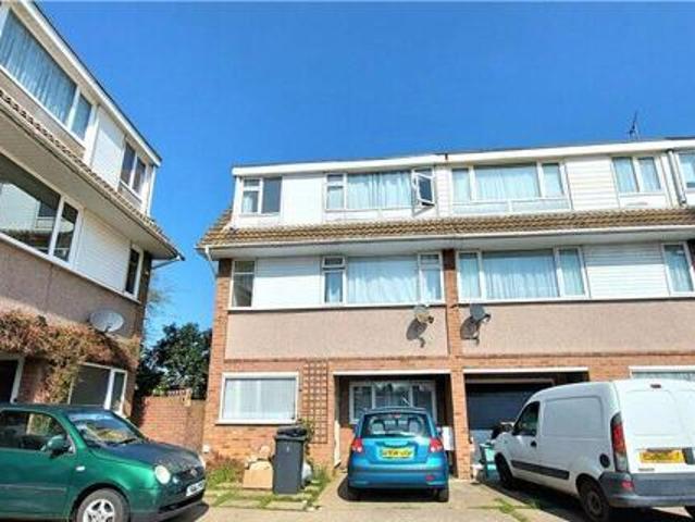 3 Bedroom House For Sale In Chelmsford