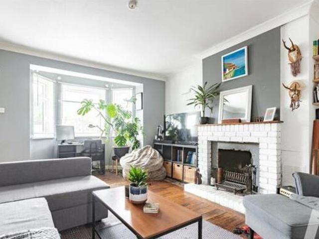 3 Bedroom House For Sale In Chelmsford, Essex