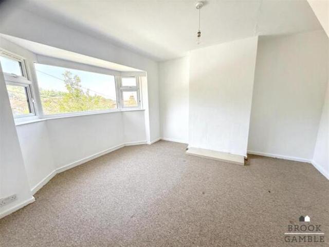 3 bedroom house for sale in Cherry Garden Road, Eastbourne, BN20