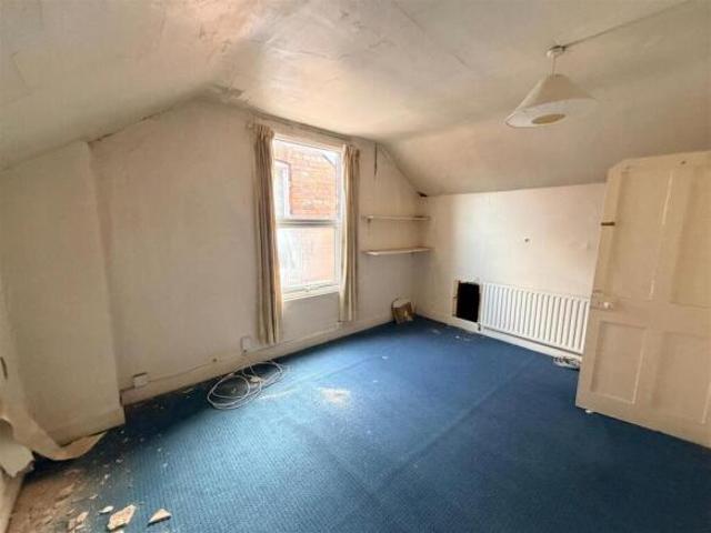 3 bedroom house for sale in City Road, Dunkirk, Nottingham, NG7