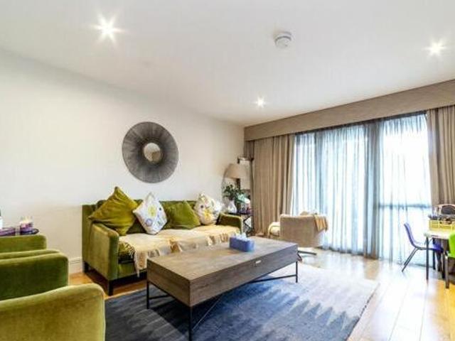 3 Bedroom House For Sale In Acton, London
