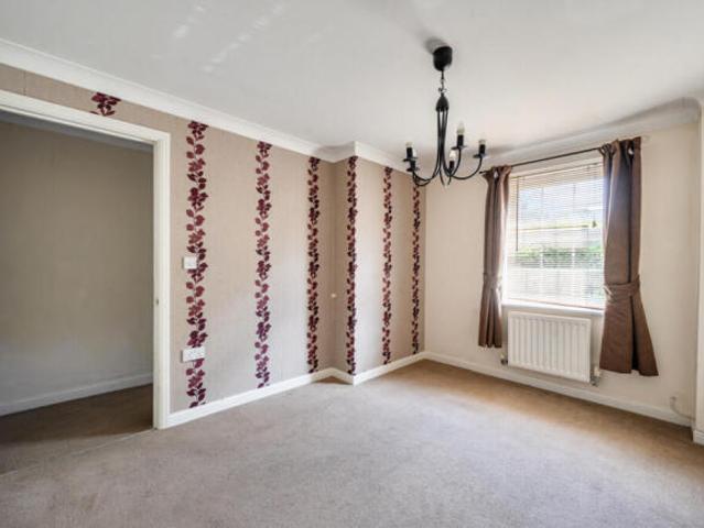 3 bedroom house for sale in Alderley Road, Swindon, Wiltshire, SN25