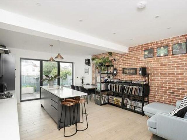 3 Bedroom House For Sale In Ashley Down