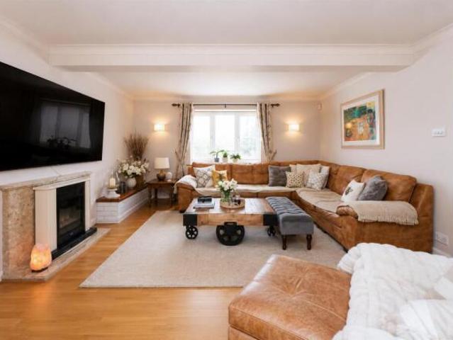 3 bedroom house for sale in Batchwood Drive, St. Albans, AL3