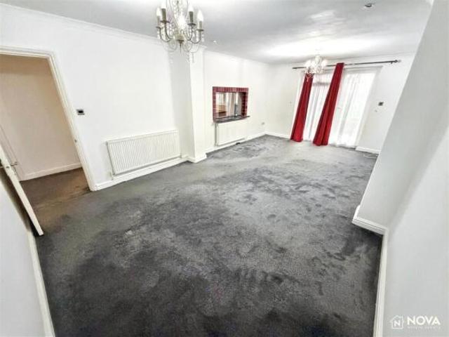 3 bedroom house for sale in Beaumont Road, Luton, LU3