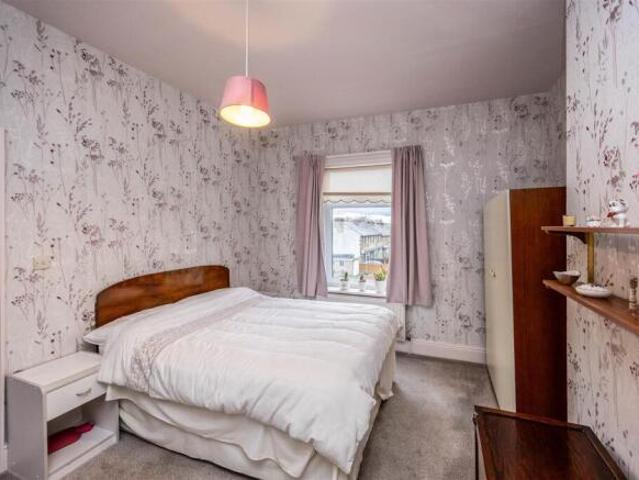 3 bedroom house for sale in Birkhouse Lane, Moldgreen, Huddersfield, HD5