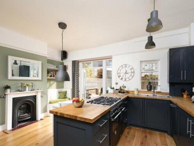 3 Bedroom House For Sale In Bishopston