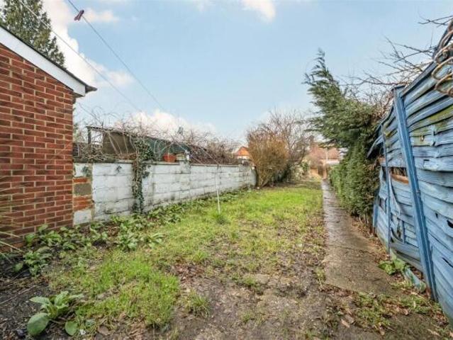 3 bedroom house for sale in Gosbrook Road, Caversham, Reading, RG4